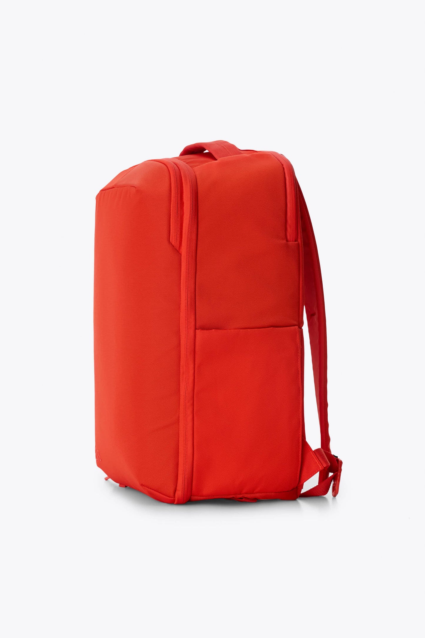 BÉIS 'The Pro Travel Backpack' in Flame - Best Flame Red Travel Backpack
