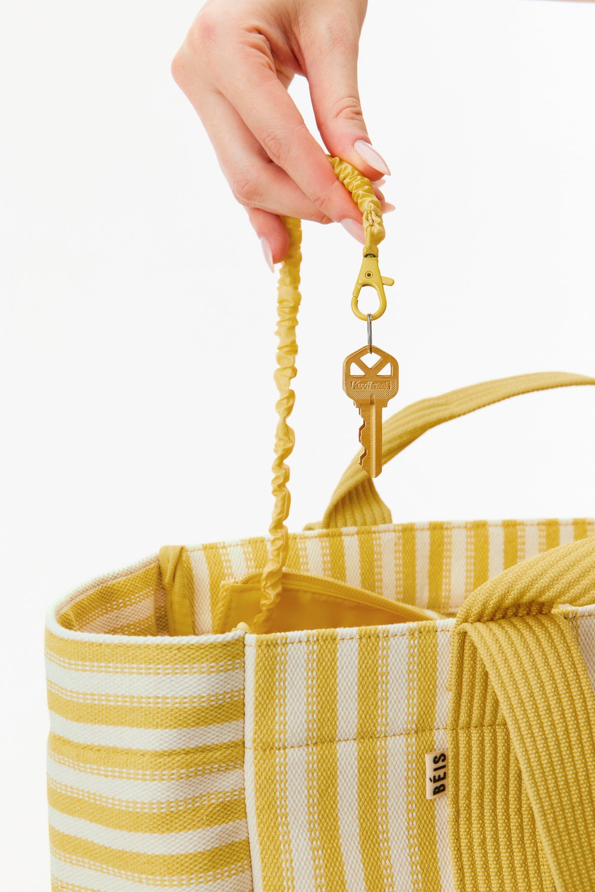 BÉIS 'The Vacation Tote' in Honey Stripe - Vacation Tote & Summer Tote ...