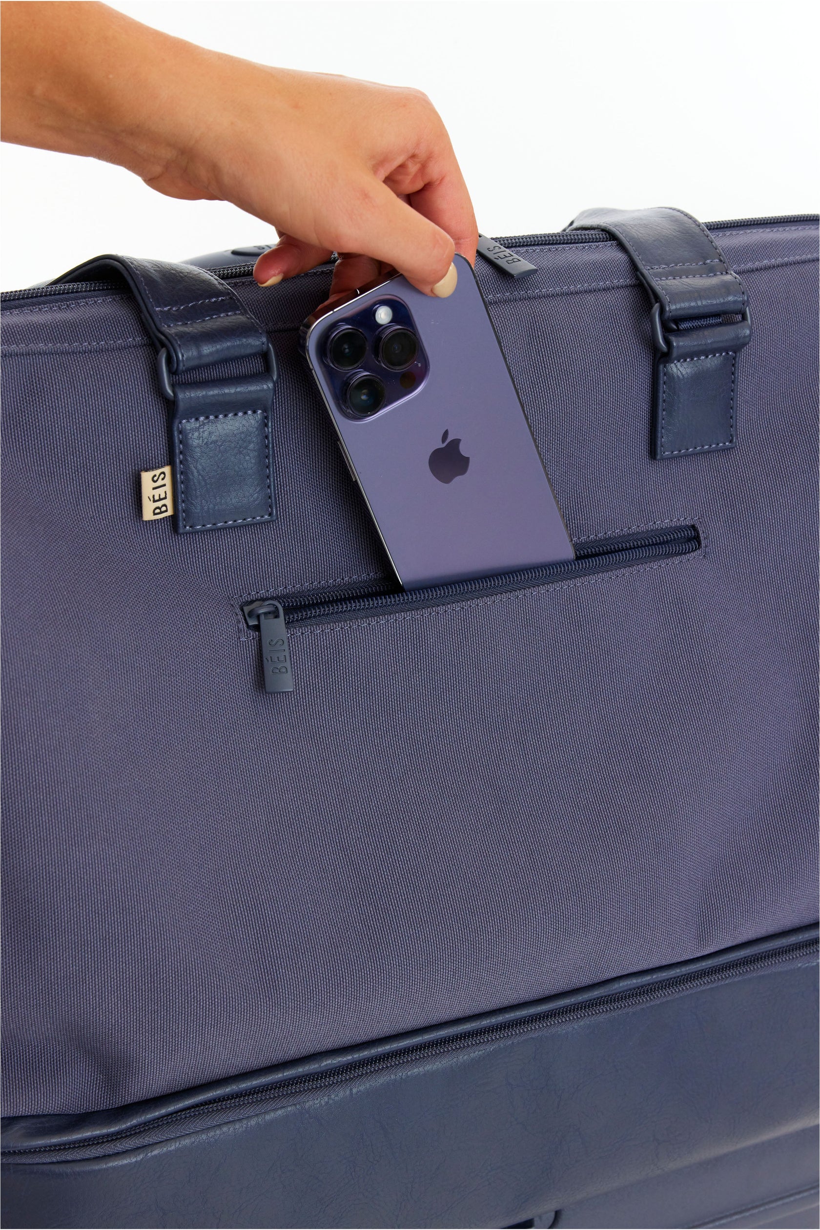 Béis 'The Convertible Weekender' in Navy - Blue Overnight Bag & Weekend Bag