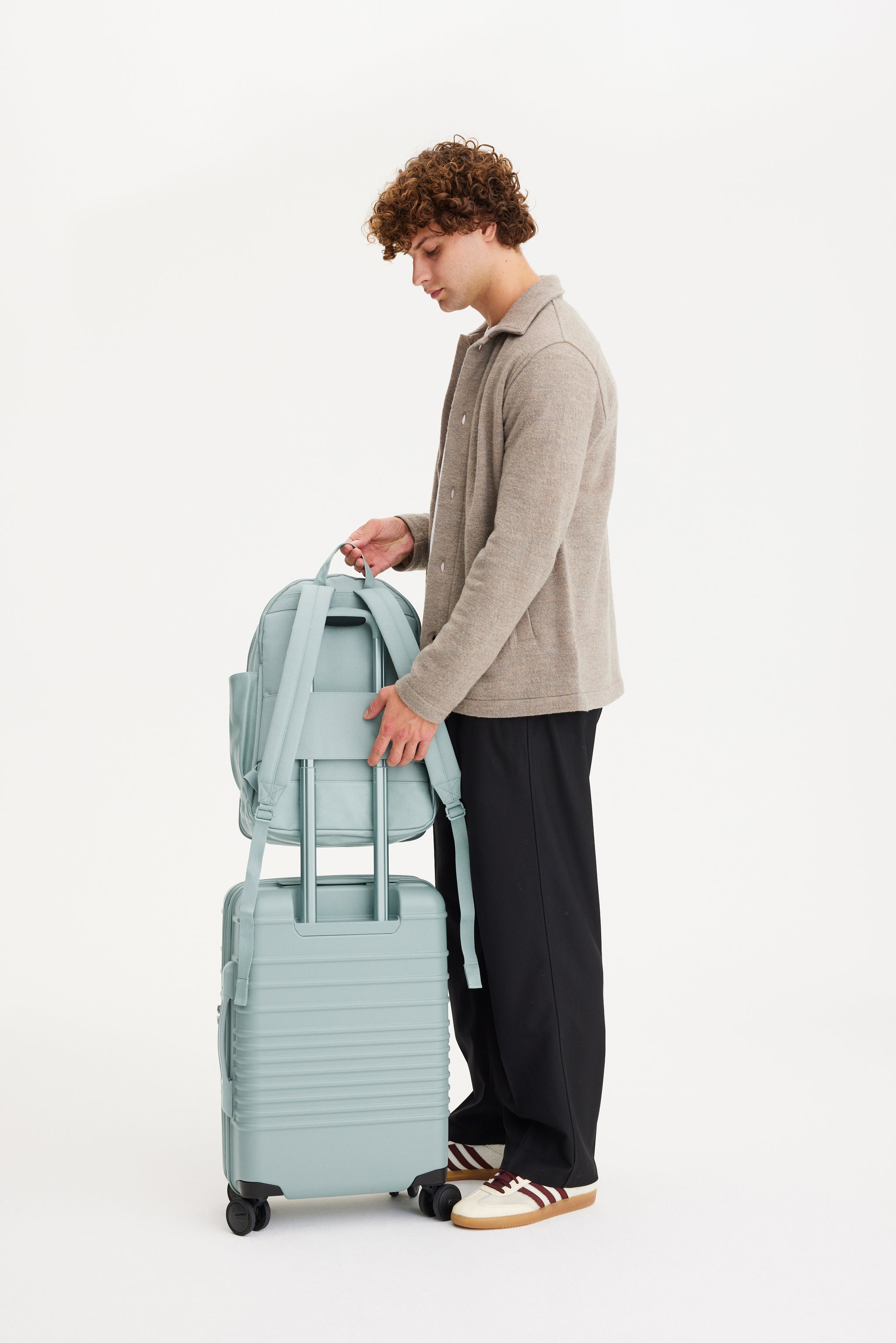 BÉIS 'The Backpack' In Slate - Travel Backpack & Work Backpack In Slate ...