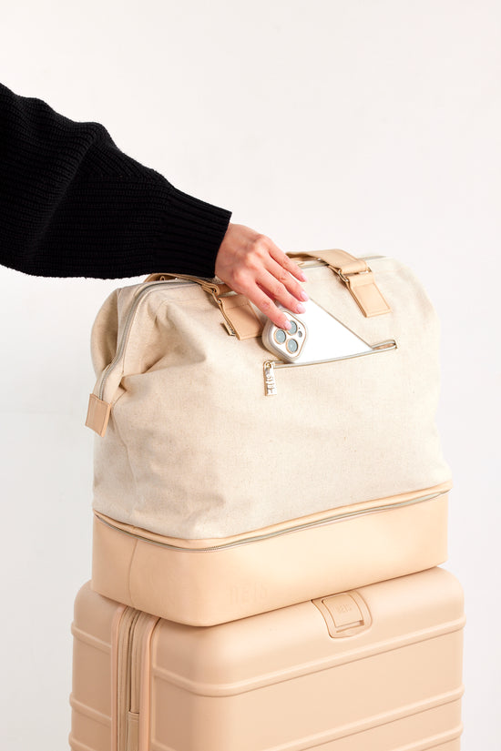 Le Mini Weekender Convertible en Beige | Beis Travel