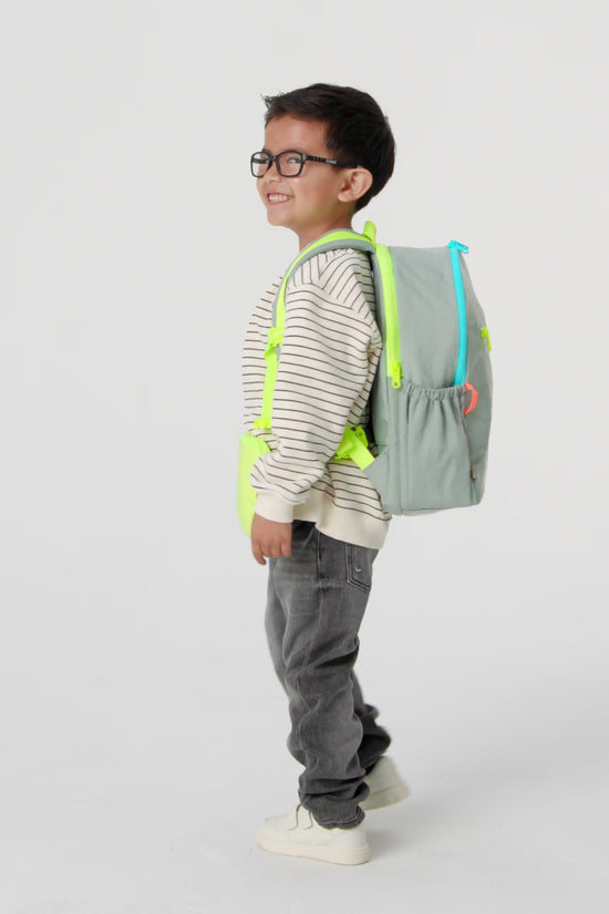 BÉIS 'The Kids Backpack' in Slate - Best Travel Backpack For Kids in Blue
