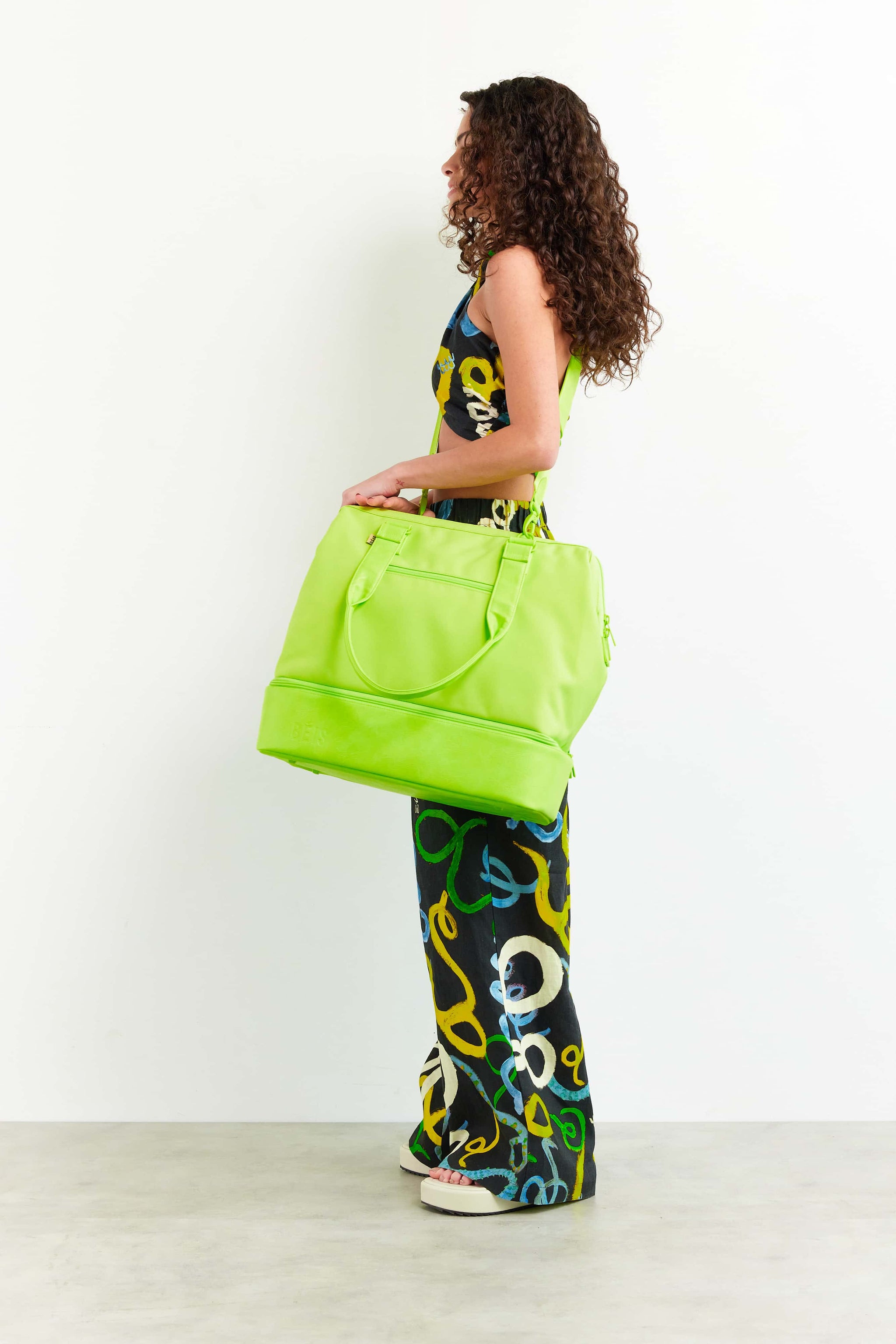 Citron Mini Weekender - Green Small Weekend Bag & Overnight Bag | Béis ...