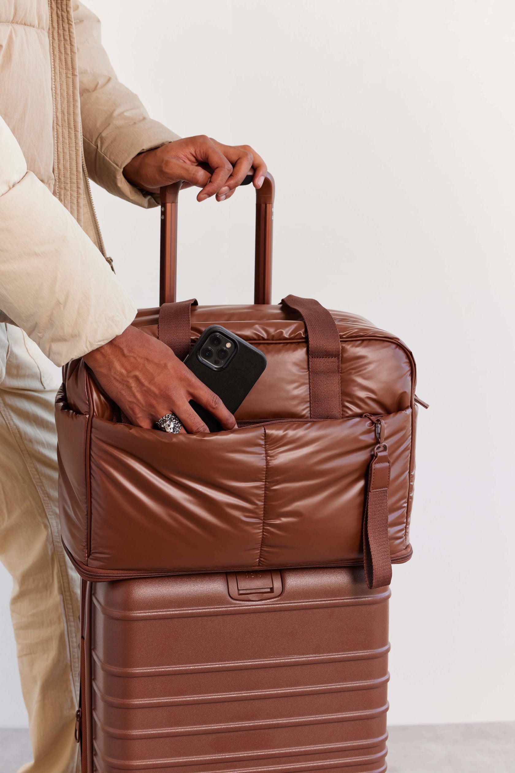 Expandable Duffle Bag